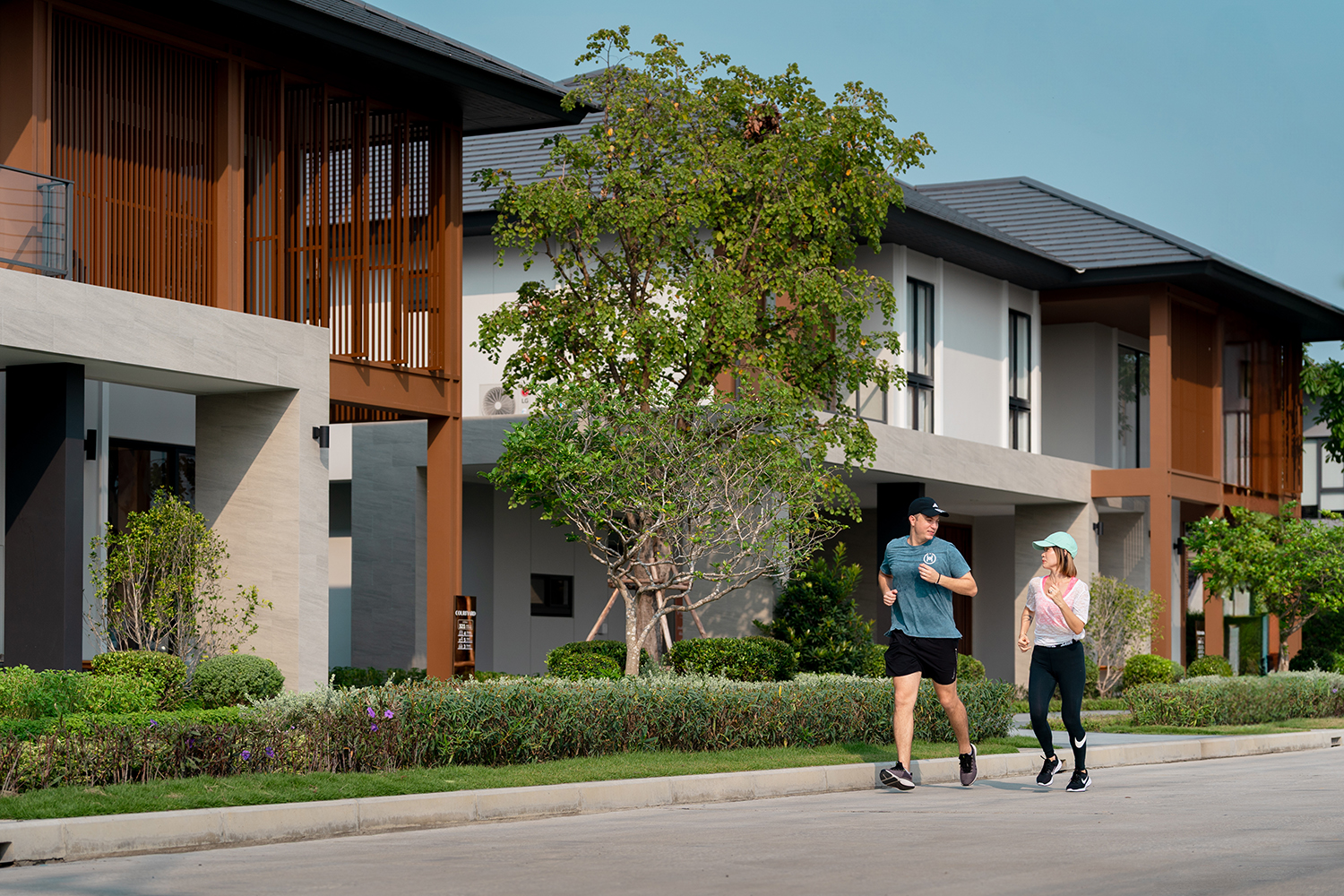 รถไฟฟ้าสายสีแดง ศิริราช–ตลิ่งชัน–ศาลายา อัปเดต 2025 เปิดทางความสะดวกถึงสาย4 - MUNKONG